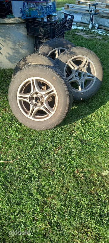 Volvo veljed rehvidega - Viljandi, Viljandimaa, Veljed + rehvid – okidoki