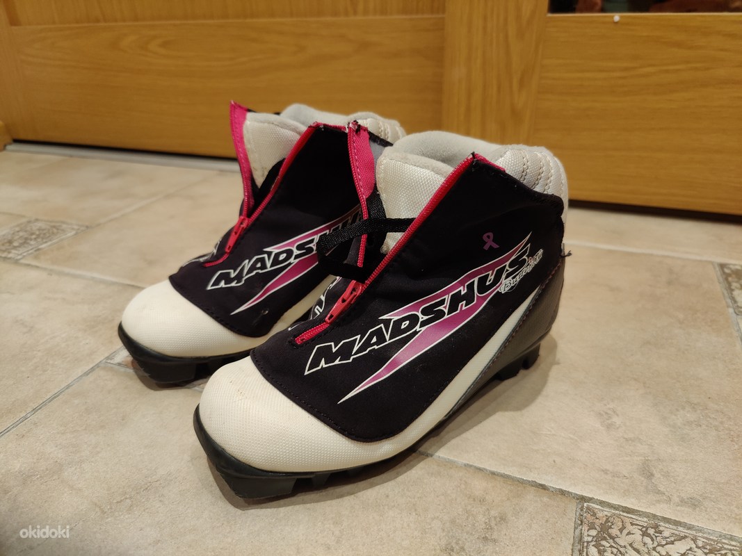 Suusakomplekt lastele (suusad+saapad+kepid) - Tallinn, Lumelaua ja ...