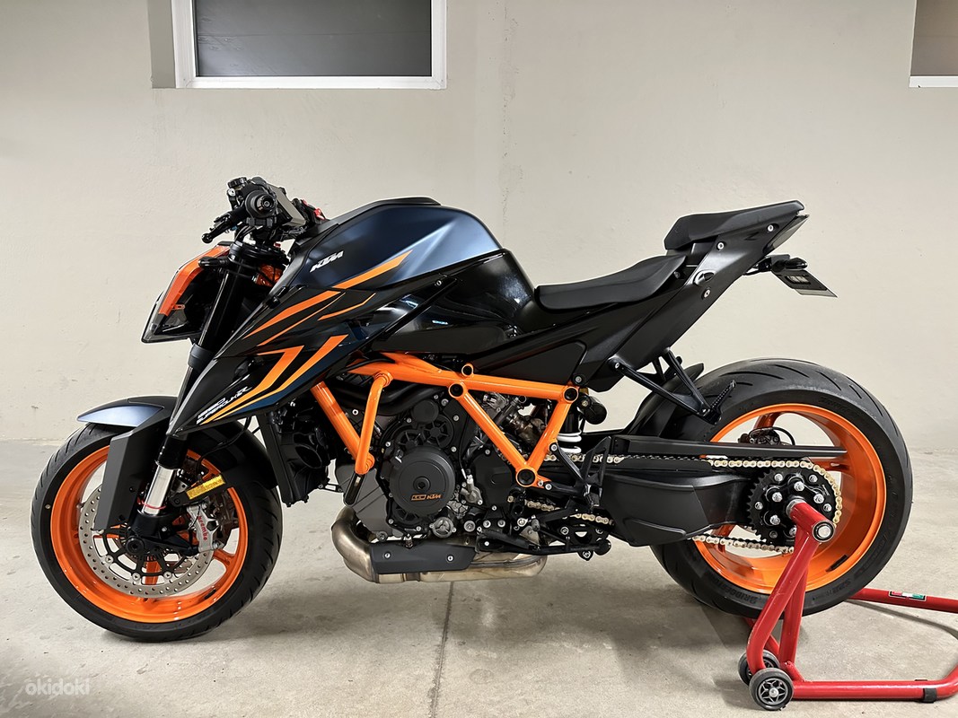KTM 1290 Super Duke R 3. Gen 132 kW - Tallinn, Mototransport – okidoki